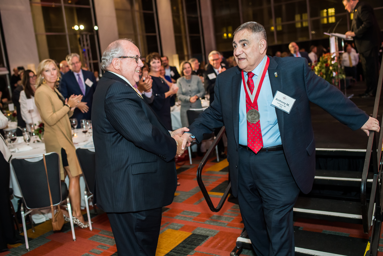 SJU Alumni Association - PHOTOS: Leadership Awards Dinner