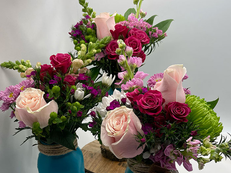 DePaul University Alumni - Latinx Alumni Chapter: Flower Arrangement Class